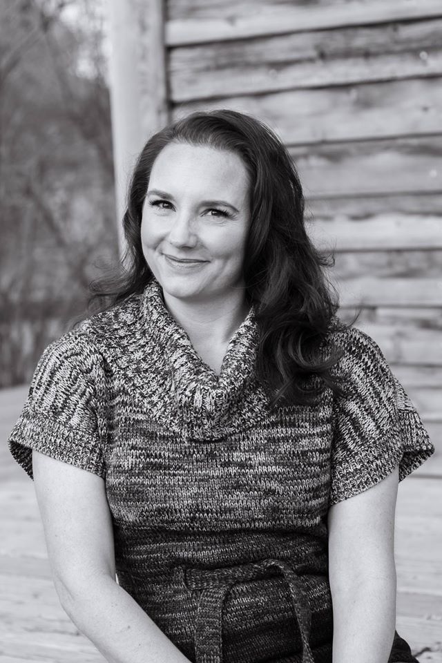 About – Monique Berish